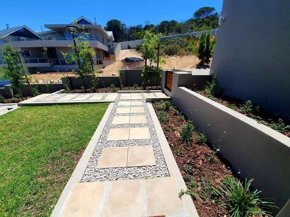 Landscaping Services - GreenScapes Design, Installation & Maintenance